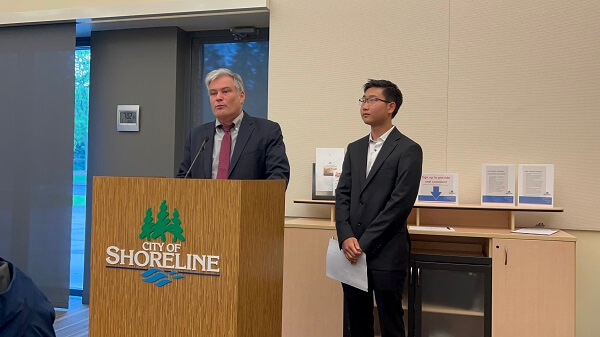 쇼라인 시의회 5월을 로 선포 - WowSeattle Seattle KCR